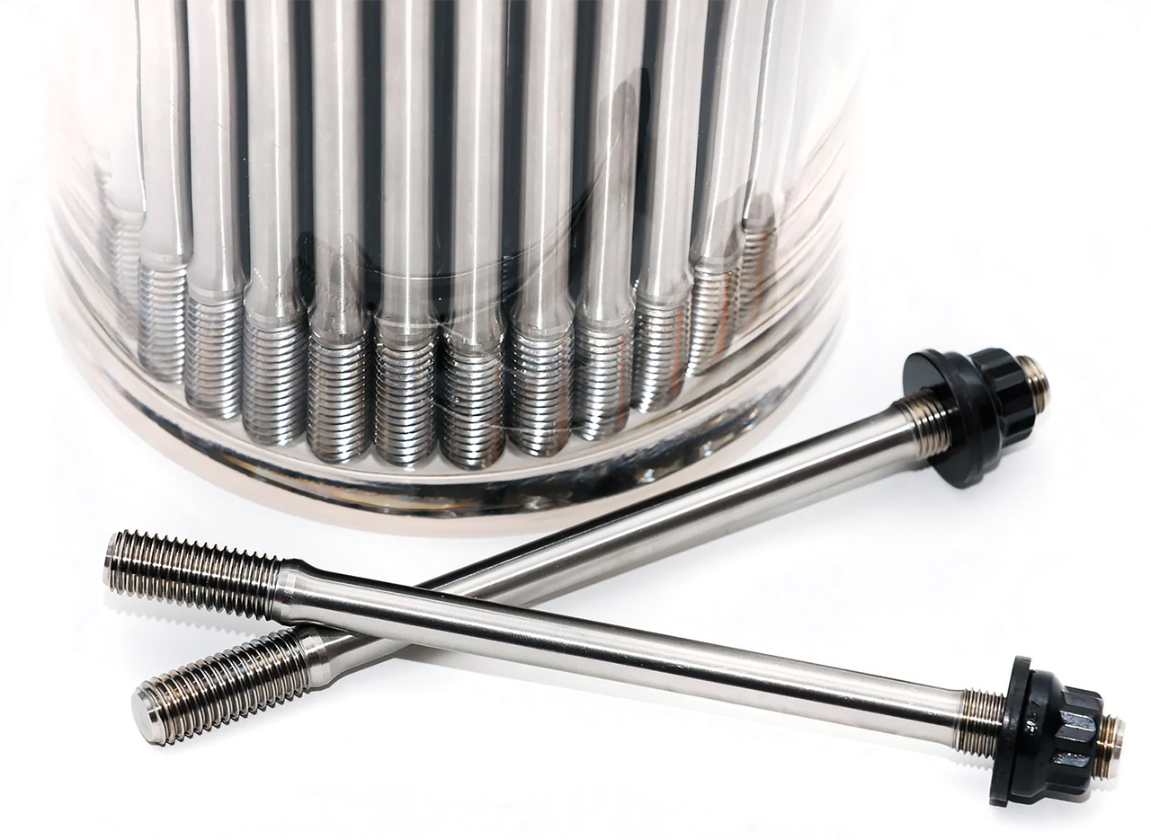 EXCLUSIVE: Renaissance Speed X ARP Custom Age 625 Plus Head Studs ...